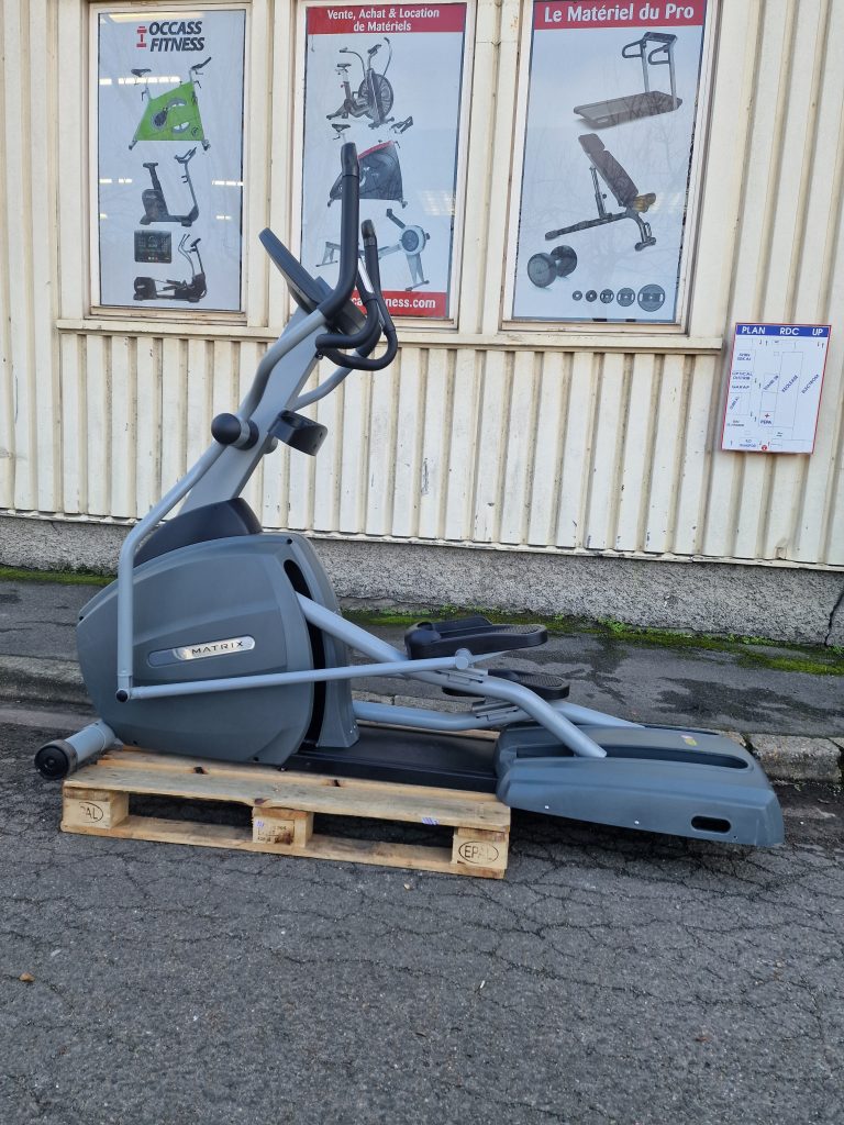 VÉLO ELLIPTIQUE MATRIX E1X - Occass Fitness